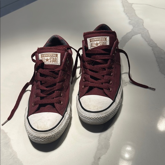 Converse | Shoes | Converse Maroon Sneakers Casual Everyday Wear | Poshmark